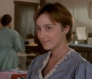 Yvonne Suhor - Sitcoms Online Photo Galleries