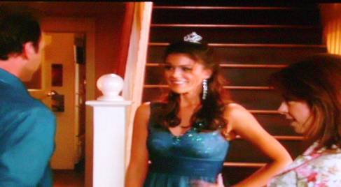 The Homecoming episode - Gary, Claire & Franny - Sitcoms Online Photo ...