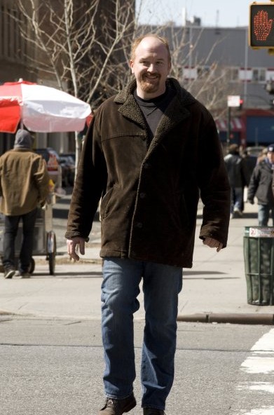 Louie - Louis C.K. - Sitcoms Online Photo Galleries