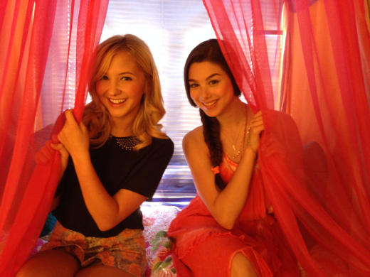 Audrey Whitby & Kira Kosarin - Sitcoms Online Photo Galleries