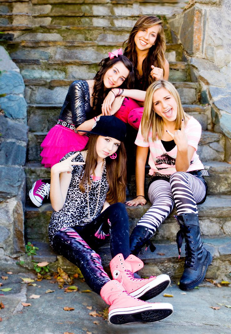 Taylor Atelian Sydney Wiklund Natasha Sheridan Saige Campbell Pink E 2106