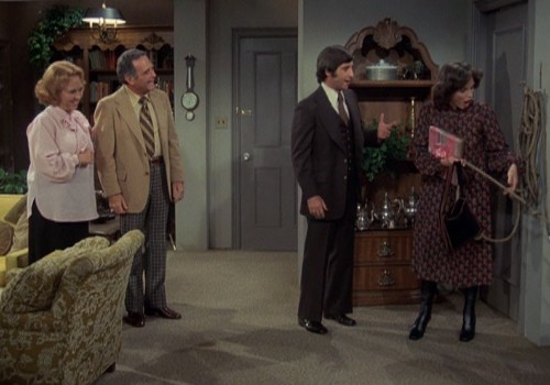 Doris Roberts, Normann Burton, Gary Levy & Valerie Harper - Sitcoms ...