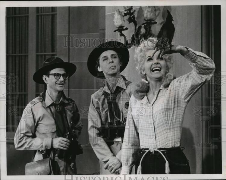 Wally Cox, Nancy Kulp & Donna Douglas - Sitcoms Online Photo Galleries