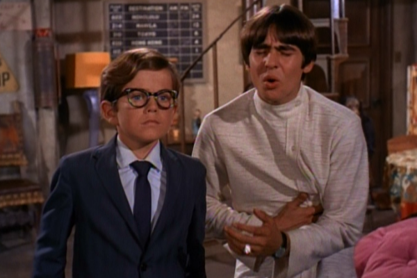 Butch Patrick & Davy Jones - Sitcoms Online Photo Galleries