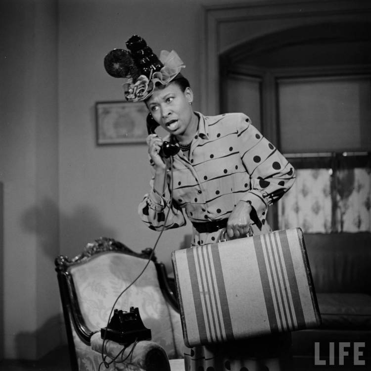 Ernestine Wade - Sitcoms Online Photo Galleries