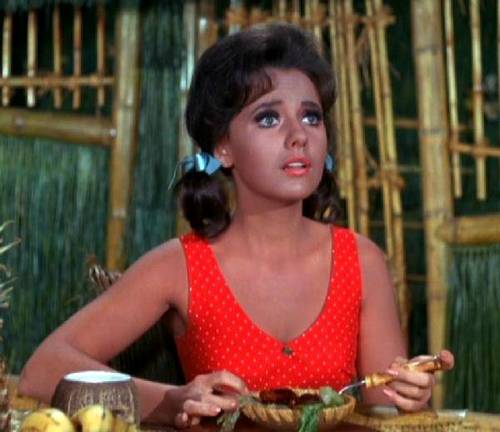 Dawn Wells/Mary Ann Summers - Sitcoms Online Photo Galleries